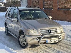 Yellow Mercedes-Benz ML 270 2002 in Ukmerge, with an engine capacity of 2.70 L and mileage of 339 thousand km for 2350 €, photo 2 on AUTOMOTO.COM.LV