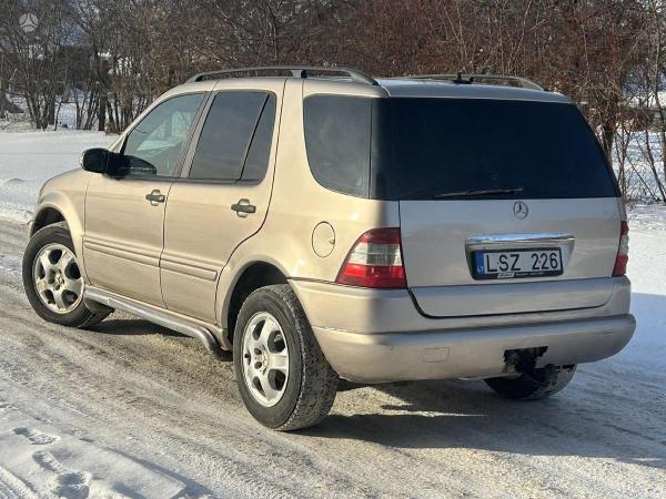 Dzeltens Mercedes-Benz ML 270 2002 Ukmergė, ar dzinēja tilpumu 2.70 L un nobraukumu 339 tūkst. km par 2350 €, foto 3 vietnē AUTOMOTO.COM.LV