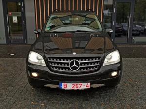 Черный Мерседес МЛ 280 2006 в Рига, объемом двигателя 3.00 л и пробегом 271 тыс. км за 7900 €, фото 3 на AUTOMOTO.COM.LV