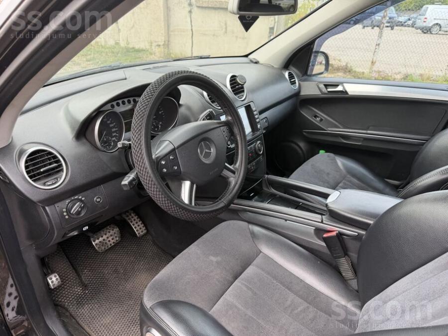 Melns Mercedes-Benz ML 280 2006 Rēzekne, ar dzinēja tilpumu 3.00 L un nobraukumu 0 tūkst. km par 3650 €, foto 9 vietnē AUTOMOTO.COM.LV