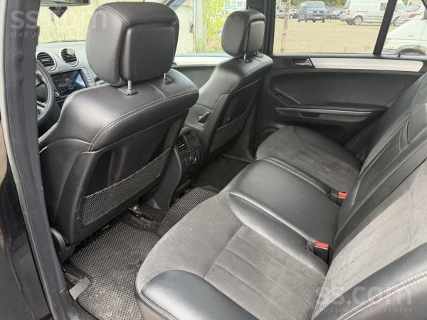 Black Mercedes-Benz ML 280 2006 in Rezekne, with an engine capacity of 3.00 L and mileage of 0 thousand km for 3650 €, photo 9 on AUTOMOTO.COM.LV