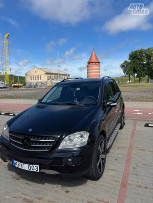 Black Mercedes-Benz ML 280 2006 in Klaipeda, with an engine capacity of 3.00 L and mileage of 311 thousand km for 5500 €, photo  on AUTOMOTO.COM.LV