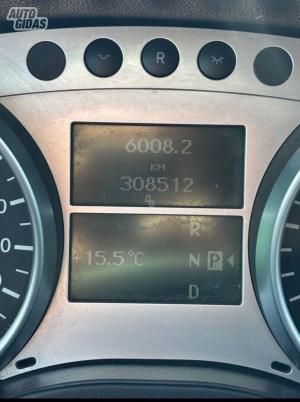 Black Mercedes-Benz ML 280 2006 in Klaipeda, with an engine capacity of 3.00 L and mileage of 311 thousand km for 5500 €, photo 7 on AUTOMOTO.COM.LV