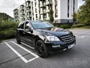 Melns Mercedes-Benz ML 280 2006 Rīga, ar dzinēja tilpumu 3.00 L un nobraukumu 277 tūkst. km par 3900 €, foto  vietnē AUTOMOTO.COM.LV