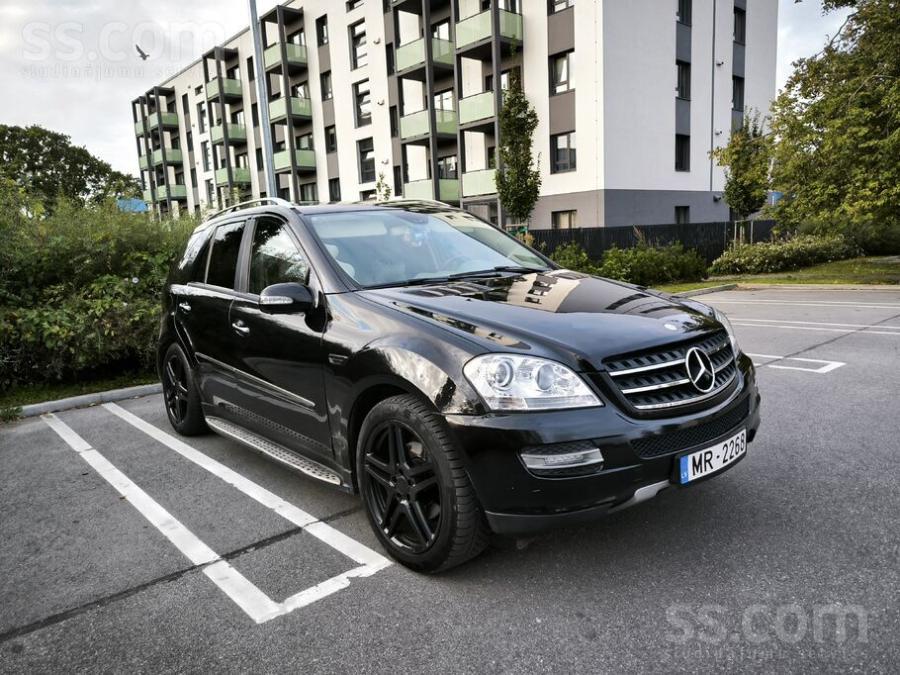 Melns Mercedes-Benz ML 280 2006 Rīga, ar dzinēja tilpumu 3.00 L un nobraukumu 277 tūkst. km par 3900 €, foto 1 vietnē AUTOMOTO.COM.LV