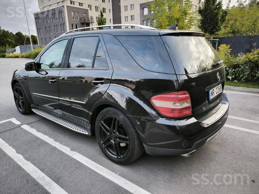 Melns Mercedes-Benz ML 280 2006 Rīga, ar dzinēja tilpumu 3.00 L un nobraukumu 277 tūkst. km par 3900 €, foto 4 vietnē AUTOMOTO.COM.LV