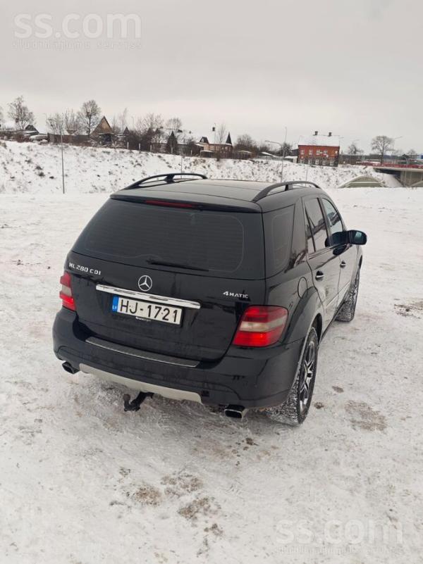 Melns Mercedes-Benz ML 280 2007 Daugavpils, ar dzinēja tilpumu 3.00 L un nobraukumu 0 tūkst. km par 6500 €, foto 5 vietnē AUTOMOTO.COM.LV