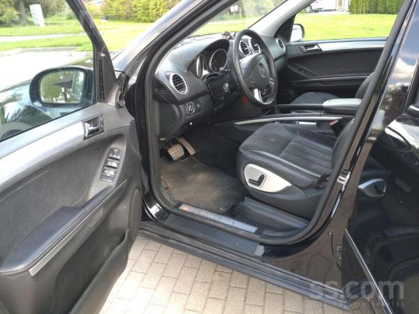 Melns Mercedes-Benz ML 280 2007 Ogre, ar dzinēja tilpumu 3.00 L un nobraukumu 319 tūkst. km par 6500 €, foto 7 vietnē AUTOMOTO.COM.LV