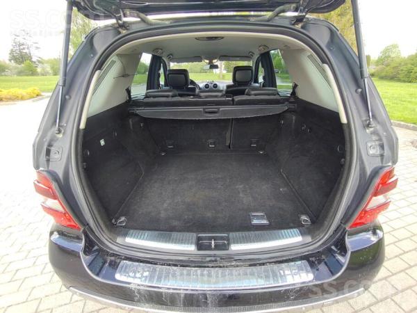 Melns Mercedes-Benz ML 280 2007 Ogre, ar dzinēja tilpumu 3.00 L un nobraukumu 319 tūkst. km par 6500 €, foto 9 vietnē AUTOMOTO.COM.LV