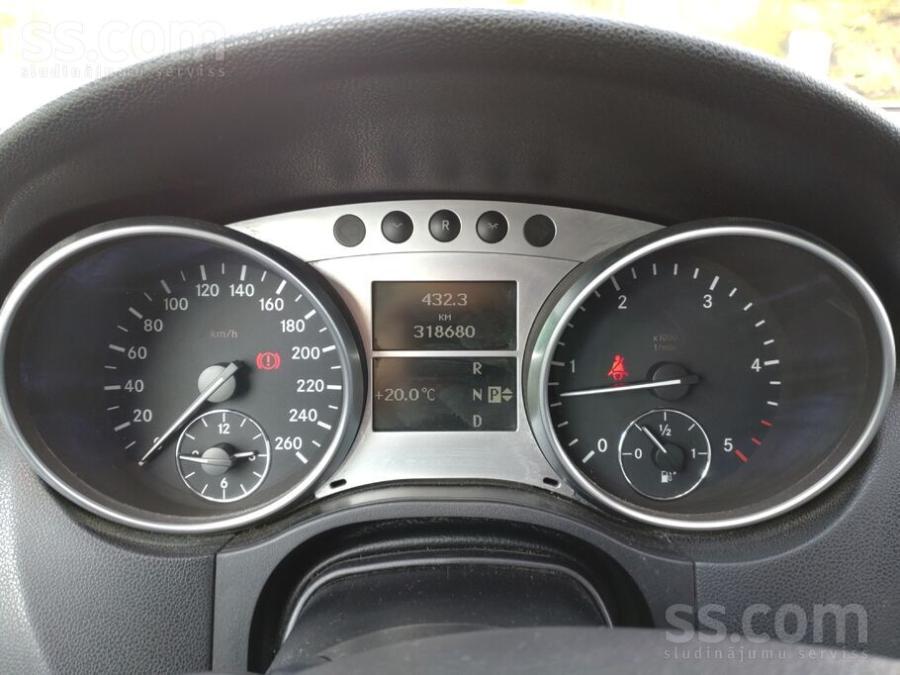 Melns Mercedes-Benz ML 280 2007 Ogre, ar dzinēja tilpumu 3.00 L un nobraukumu 319 tūkst. km par 6500 €, foto 12 vietnē AUTOMOTO.COM.LV
