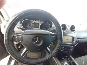 Black Mercedes-Benz ML 280 2007 in Daugavpils, with an engine capacity of 3.00 L and mileage of 0 thousand km for 4950 €, photo 19 on AUTOMOTO.COM.LV