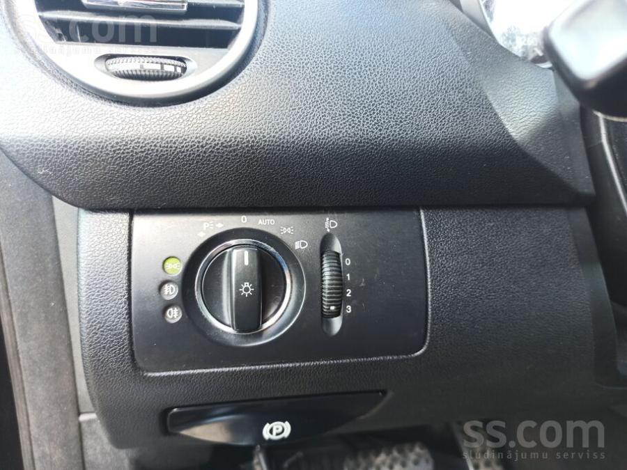 Black Mercedes-Benz ML 280 2007 in Daugavpils, with an engine capacity of 3.00 L and mileage of 0 thousand km for 4950 €, photo 22 on AUTOMOTO.COM.LV
