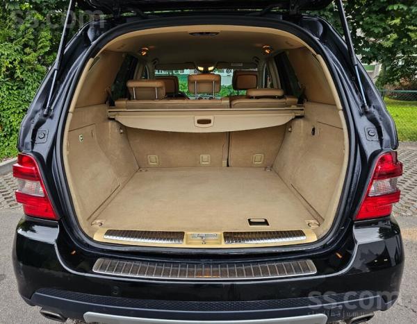 Melns Mercedes-Benz ML 280 2007 Rīga, ar dzinēja tilpumu 3.00 L un nobraukumu 306 tūkst. km par 4800 €, foto 7 vietnē AUTOMOTO.COM.LV