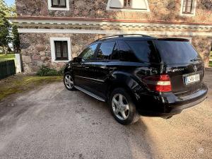 Black Mercedes-Benz ML 280 2007 in Rokiskis, with an engine capacity of 2.99 L and mileage of 274 thousand km for 4600 €, photo 5 on AUTOMOTO.COM.LV
