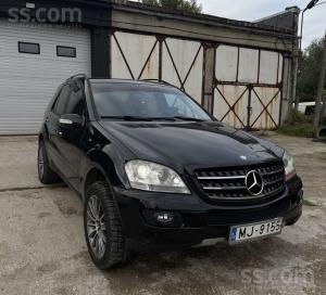 Melns Mercedes-Benz ML 280 2007 Liepāja, ar dzinēja tilpumu 3.00 L un nobraukumu 260 tūkst. km par 4950 €, foto 3 vietnē AUTOMOTO.COM.LV