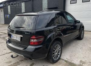 Melns Mercedes-Benz ML 280 2007 Liepāja, ar dzinēja tilpumu 3.00 L un nobraukumu 260 tūkst. km par 4950 €, foto 5 vietnē AUTOMOTO.COM.LV