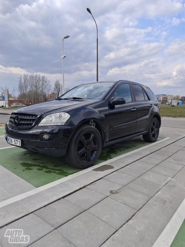 Melns Mercedes-Benz ML 280 2008 Kauņa, ar dzinēja tilpumu 3.00 L un nobraukumu 379 tūkst. km par 4800 €, foto 2 vietnē AUTOMOTO.COM.LV