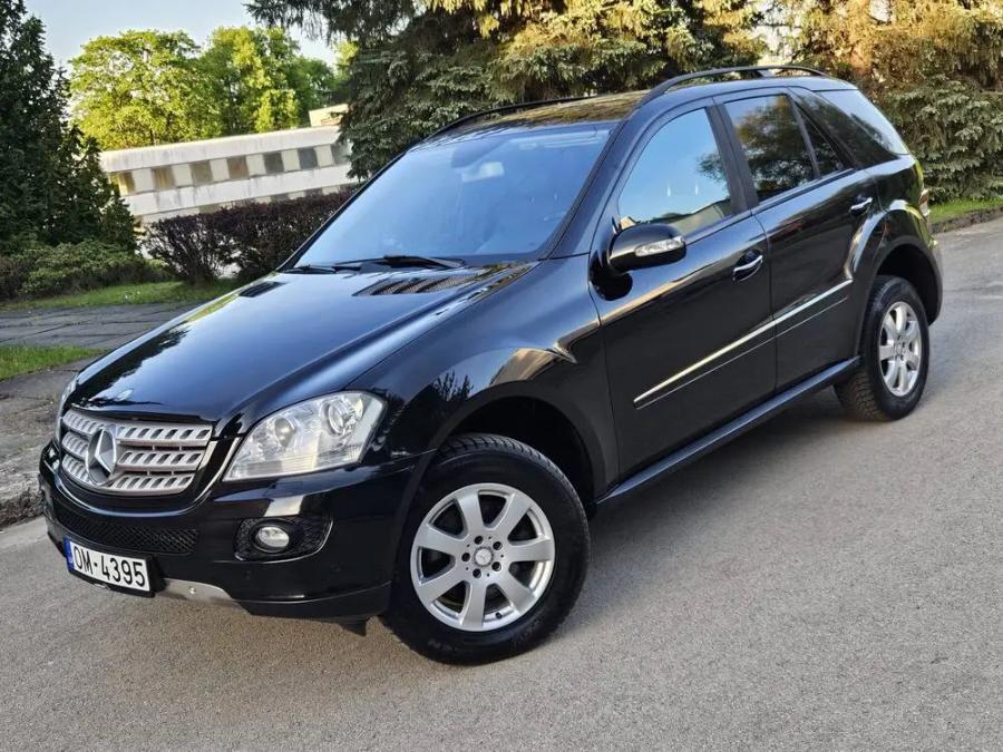 Melns Mercedes-Benz ML 280 2008 Jēkabpils, ar dzinēja tilpumu 3.00 L un nobraukumu 299 tūkst. km par 5000 €, foto 1 vietnē AUTOMOTO.COM.LV