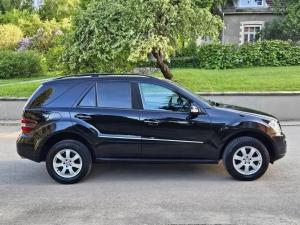 Melns Mercedes-Benz ML 280 2008 Jēkabpils, ar dzinēja tilpumu 3.00 L un nobraukumu 299 tūkst. km par 5000 €, foto 6 vietnē AUTOMOTO.COM.LV
