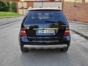 Melns Mercedes-Benz ML 280 2008 Jēkabpils, ar dzinēja tilpumu 3.00 L un nobraukumu 299 tūkst. km par 5000 €, foto 8 vietnē AUTOMOTO.COM.LV