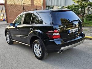 Melns Mercedes-Benz ML 280 2008 Jēkabpils, ar dzinēja tilpumu 3.00 L un nobraukumu 299 tūkst. km par 5000 €, foto 9 vietnē AUTOMOTO.COM.LV