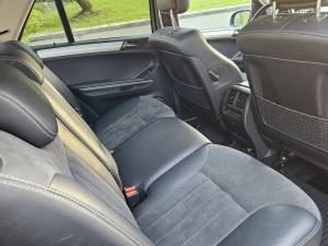 Melns Mercedes-Benz ML 280 2008 Jēkabpils, ar dzinēja tilpumu 3.00 L un nobraukumu 299 tūkst. km par 5000 €, foto 22 vietnē AUTOMOTO.COM.LV