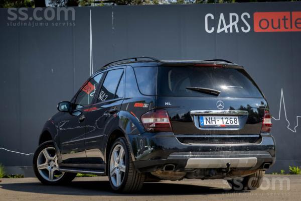 Black Mercedes-Benz ML 280 2008 in Riga, with an engine capacity of 3.00 L and mileage of 257 thousand km for 5490 €, photo 6 on AUTOMOTO.COM.LV