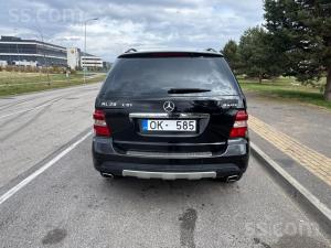 Melns Mercedes-Benz ML 280 2008 Rīga, ar dzinēja tilpumu 3.00 L un nobraukumu 208 tūkst. km par 6400 €, foto 5 vietnē AUTOMOTO.COM.LV