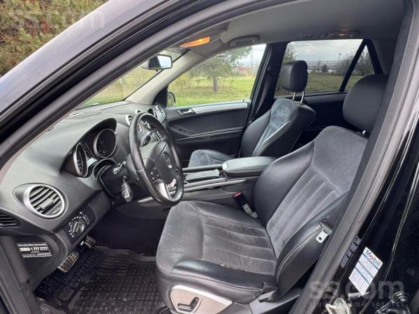 Black Mercedes-Benz ML 280 2008 in Riga, with an engine capacity of 3.00 L and mileage of 208 thousand km for 6400 €, photo 7 on AUTOMOTO.COM.LV