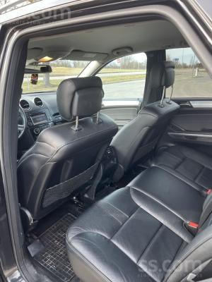 Melns Mercedes-Benz ML 280 2009 Rīga, ar dzinēja tilpumu 3.00 L un nobraukumu 292 tūkst. km par 6700 €, foto 8 vietnē AUTOMOTO.COM.LV