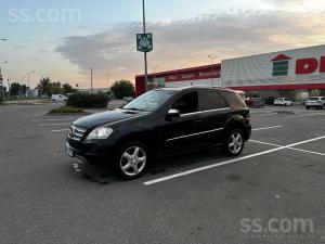 Melns Mercedes-Benz ML 280 2009 Rīga, ar dzinēja tilpumu 3.00 L un nobraukumu 290 tūkst. km par 8000 €, foto 4 vietnē AUTOMOTO.COM.LV