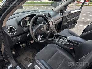 Melns Mercedes-Benz ML 280 2009 Rīga, ar dzinēja tilpumu 3.00 L un nobraukumu 290 tūkst. km par 8000 €, foto 10 vietnē AUTOMOTO.COM.LV