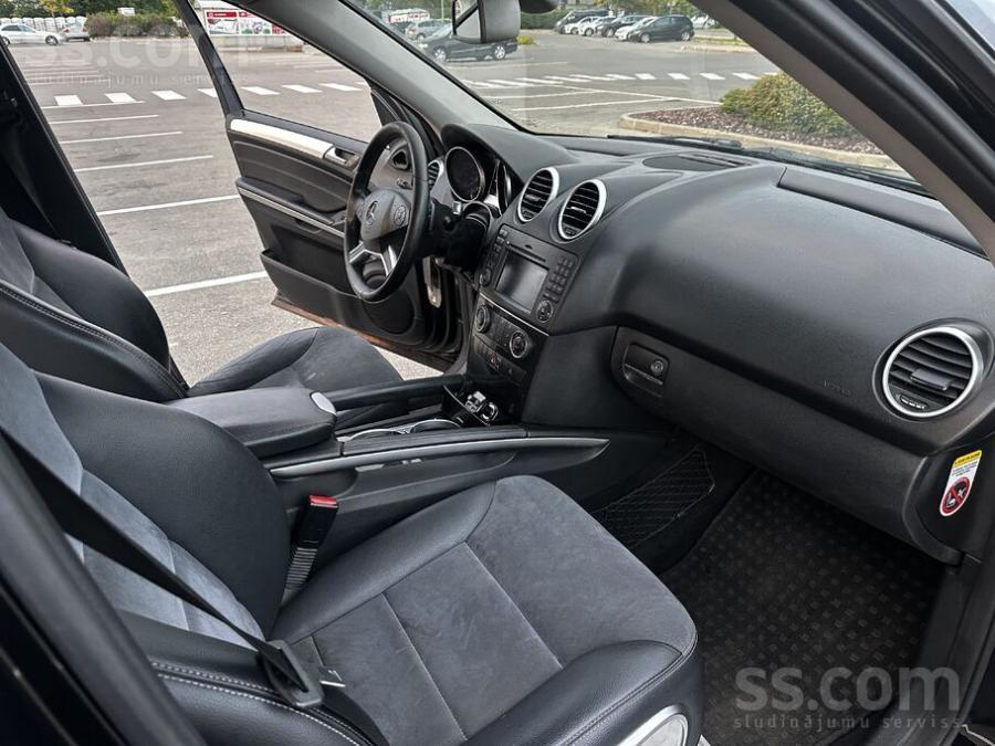 Melns Mercedes-Benz ML 280 2009 Rīga, ar dzinēja tilpumu 3.00 L un nobraukumu 290 tūkst. km par 8000 €, foto 11 vietnē AUTOMOTO.COM.LV