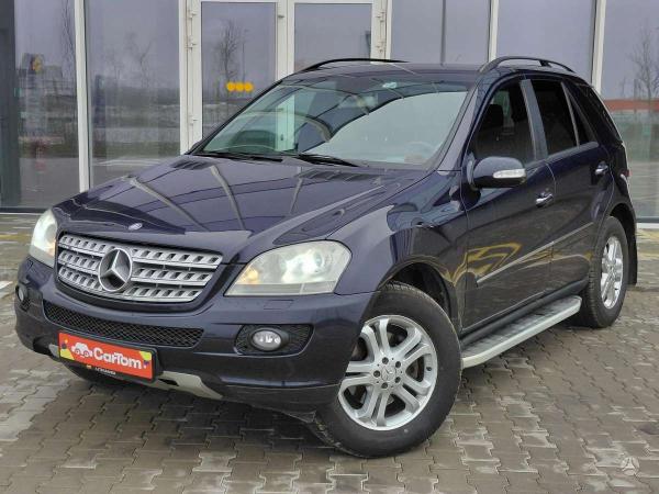 Blue Mercedes-Benz ML 280 2006 in Vilnius, with an engine capacity of 2.99 L and mileage of 319 thousand km for 4500 €, photo 3 on AUTOMOTO.COM.LV