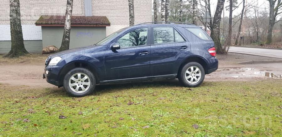 Blue Mercedes-Benz ML 280 2007 in Riga, with an engine capacity of 3.00 L and mileage of 315 thousand km for 5600 €, photo 1 on AUTOMOTO.COM.LV
