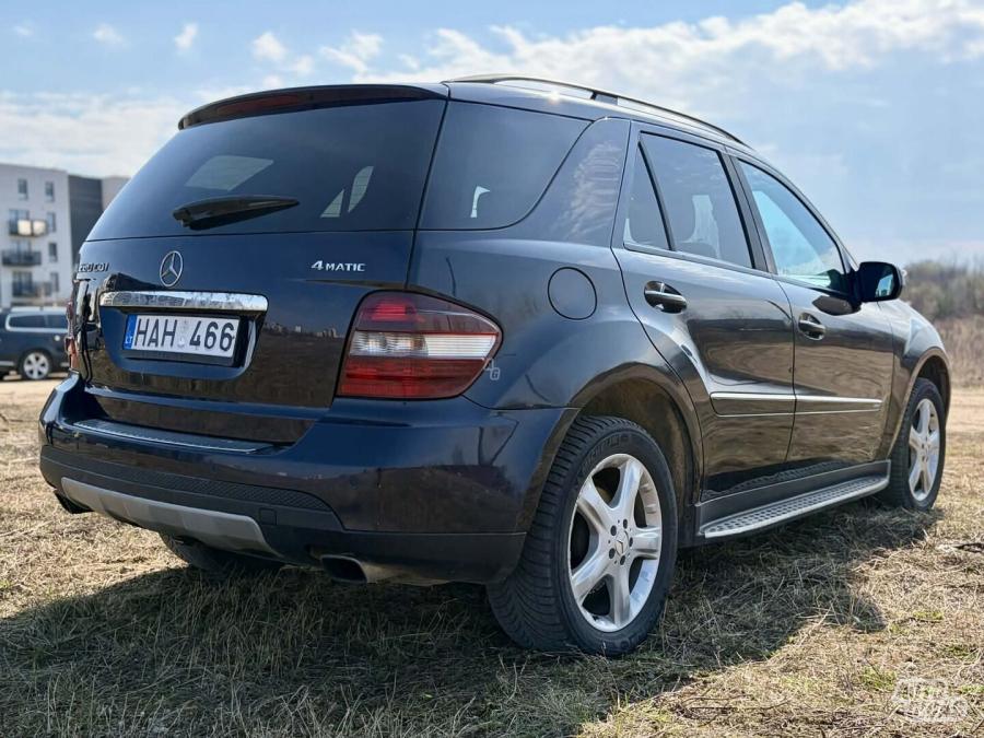 Zils Mercedes-Benz ML 280 2007 Viļņa, ar dzinēja tilpumu 3.00 L un nobraukumu 232 tūkst. km par 4900 €, foto 6 vietnē AUTOMOTO.COM.LV
