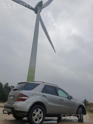 Brūns Mercedes-Benz ML 280 2007 Rīga, ar dzinēja tilpumu 3.00 L un nobraukumu 310 tūkst. km par 5200 €, foto  vietnē AUTOMOTO.COM.LV