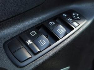 Mercedes-Benz ML 280 2005 in Riga, with an engine capacity of 3.00 L and mileage of 311 thousand km for 4590 €, photo 18 on AUTOMOTO.COM.LV