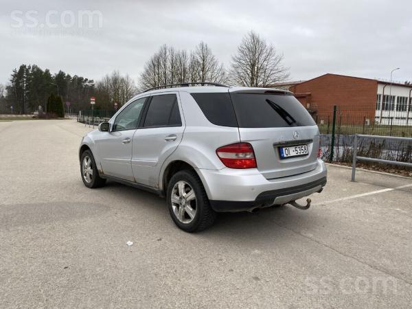 Mercedes-Benz ML 280 2006 Rīga, ar dzinēja tilpumu 3.00 L un nobraukumu 311 tūkst. km par 3300 €, foto 2 vietnē AUTOMOTO.COM.LV