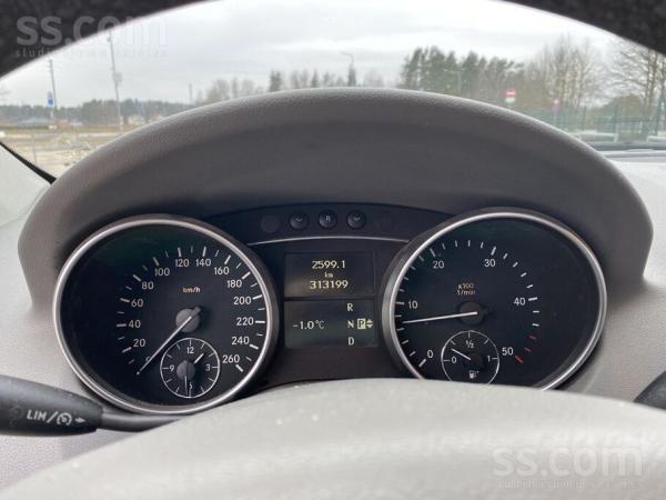 Mercedes-Benz ML 280 2006 Rīga, ar dzinēja tilpumu 3.00 L un nobraukumu 311 tūkst. km par 3300 €, foto 8 vietnē AUTOMOTO.COM.LV