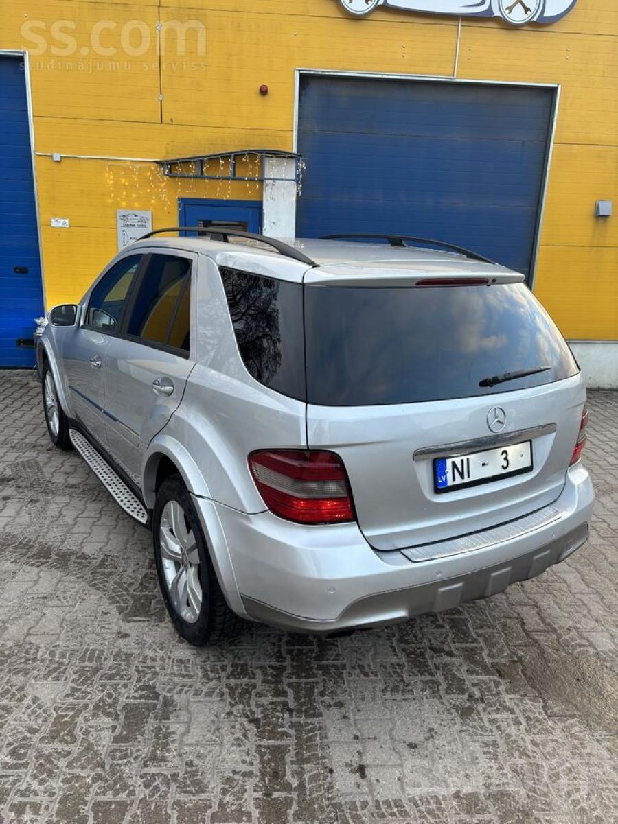 Mercedes-Benz ML 280 2006 Balvi, ar dzinēja tilpumu 3.20 L un nobraukumu 415 tūkst. km par 6300 €, foto 3 vietnē AUTOMOTO.COM.LV