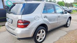 Mercedes-Benz ML 280 2006 Rīga, ar dzinēja tilpumu 3.00 L un nobraukumu 400 tūkst. km par 3900 €, foto 3 vietnē AUTOMOTO.COM.LV