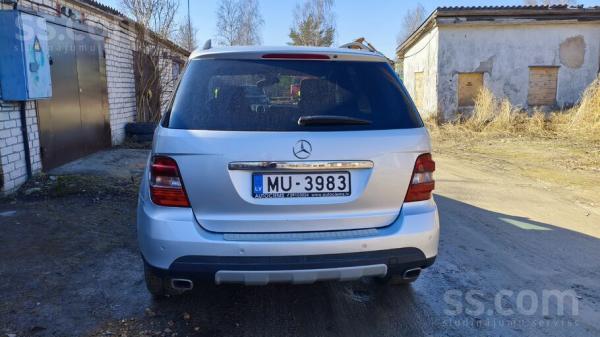 Mercedes-Benz ML 280 2006 in Aizkraukle, with an engine capacity of 3.00 L and mileage of 307 thousand km for 4200 €, photo 3 on AUTOMOTO.COM.LV