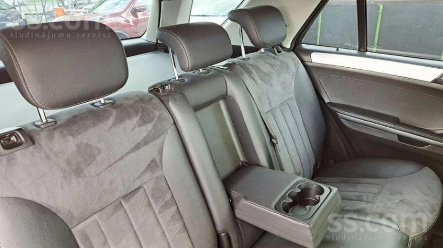 Mercedes-Benz ML 280 2006 Rīga, ar dzinēja tilpumu 3.00 L un nobraukumu 400 tūkst. km par 3900 €, foto 20 vietnē AUTOMOTO.COM.LV