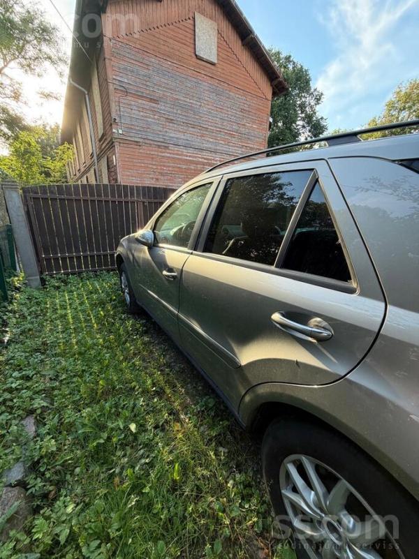 Mercedes-Benz ML 280 2006 Rīga, ar dzinēja tilpumu 3.00 L un nobraukumu 220 tūkst. km par 4300 €, foto 8 vietnē AUTOMOTO.COM.LV