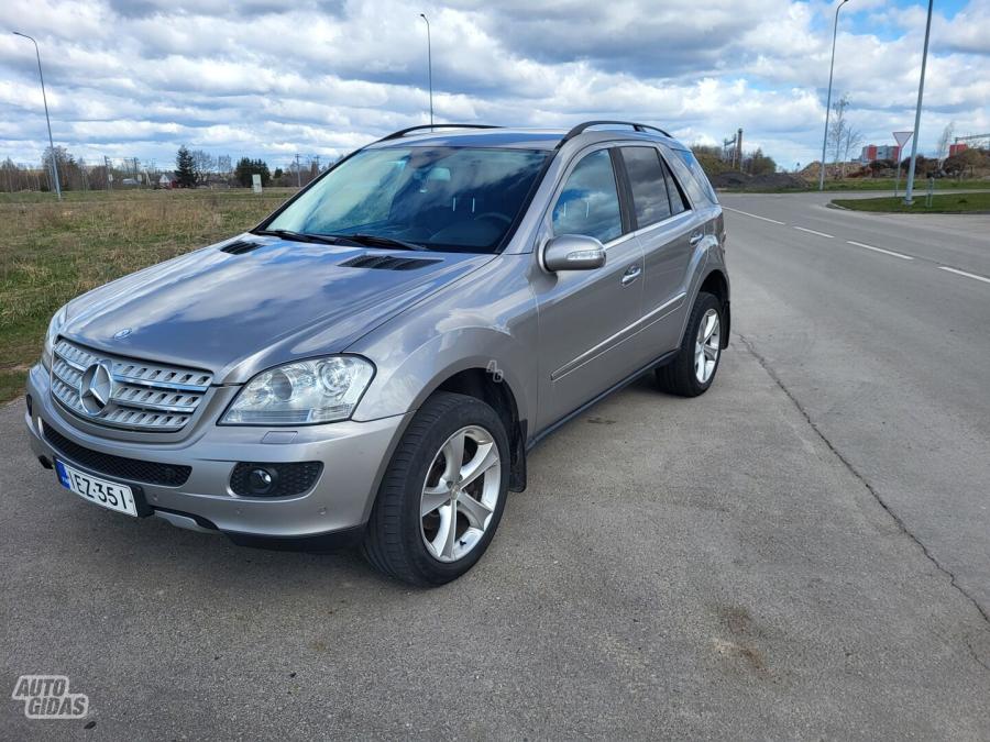 Mercedes-Benz ML 280 2007 Telšiai, ar dzinēja tilpumu 3.00 L un nobraukumu 380 tūkst. km par 4700 €, foto 8 vietnē AUTOMOTO.COM.LV