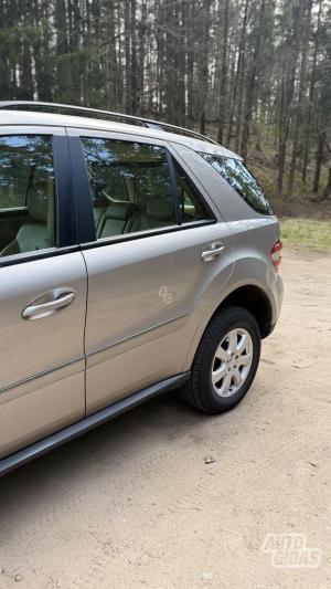 Mercedes-Benz ML 280 2007 Viļņa, ar dzinēja tilpumu 3.00 L un nobraukumu 351 tūkst. km par 5600 €, foto 20 vietnē AUTOMOTO.COM.LV