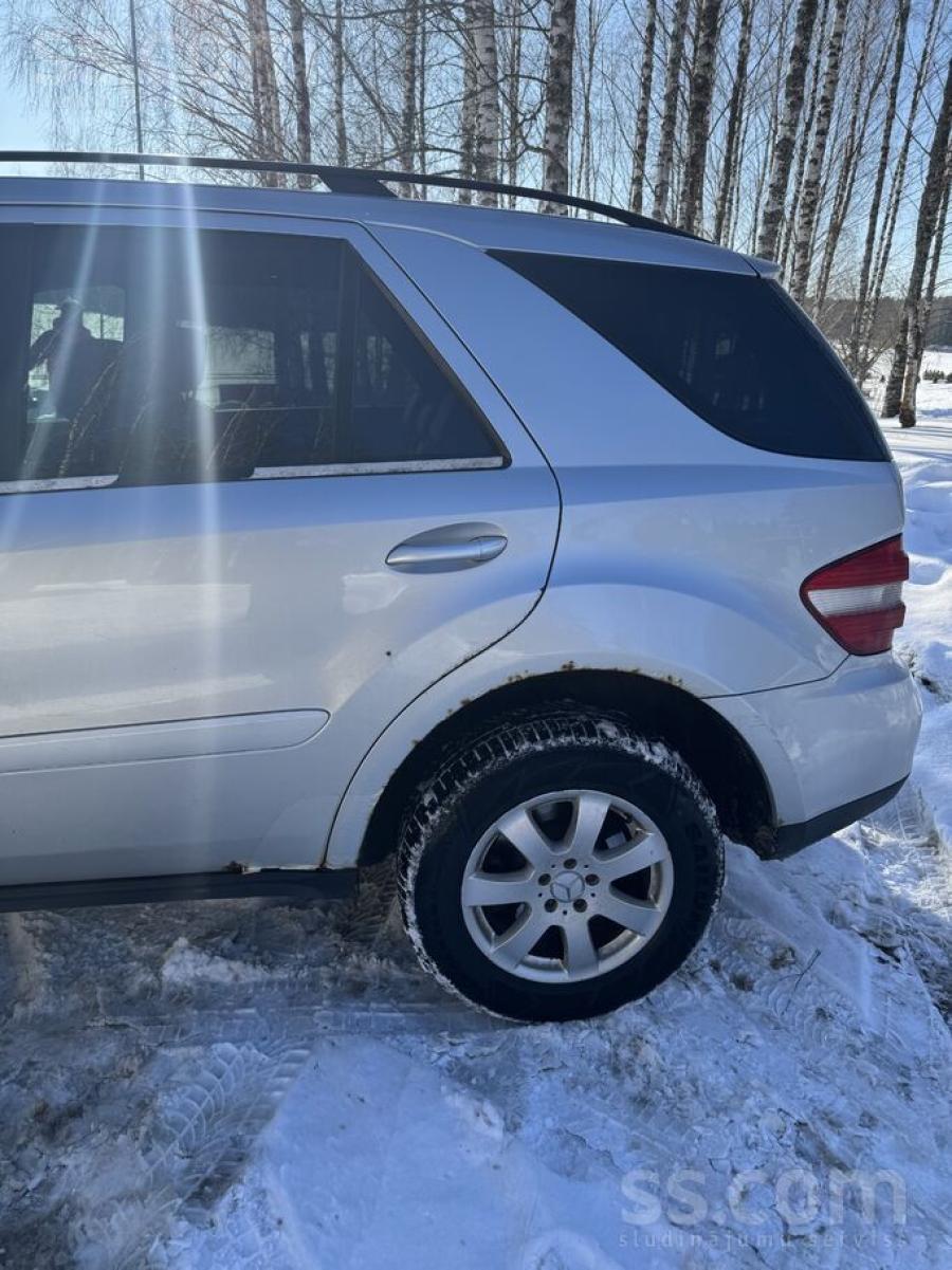 Мерседес МЛ 280 2007 в Екабпилс, объемом двигателя 3.00 л и пробегом 233 тыс. км за 2700 €, фото 5 на AUTOMOTO.COM.LV