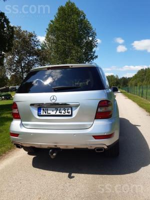 Mercedes-Benz ML 280 2008 Rēzekne, ar dzinēja tilpumu 3.00 L un nobraukumu 252 tūkst. km par 8000 €, foto 5 vietnē AUTOMOTO.COM.LV