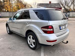 Mercedes-Benz ML 280 2009 Daugavpils, ar dzinēja tilpumu 3.00 L un nobraukumu 336 tūkst. km par 7200 €, foto 4 vietnē AUTOMOTO.COM.LV